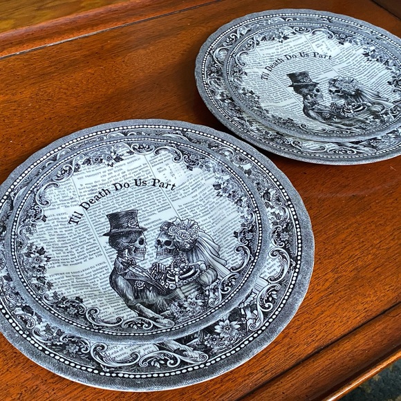 Royal Wessex | Dining | Set Of 4 Dinner Plates Halloween Wedding Goth ...